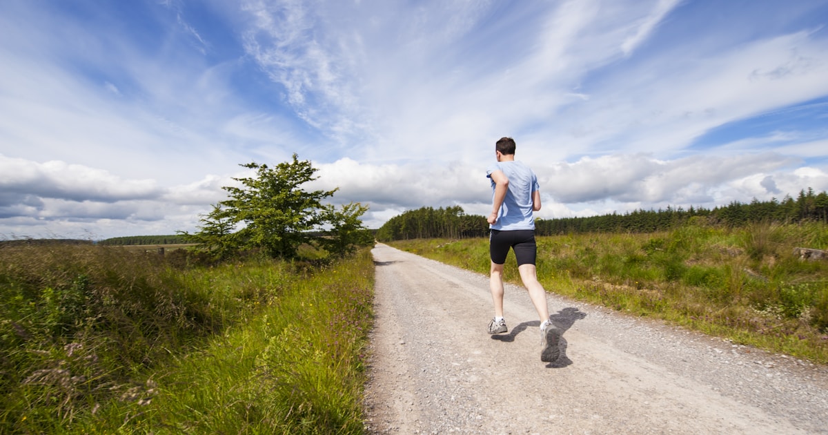 How Many Steps in a Mile Running? Chart by Pace - Steps Blog | Steps ...